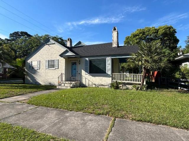 2 Br, 1 bath, Condo 1402 E 51st Street