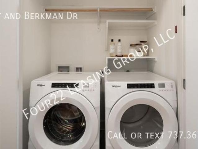 2 Br, 1 bath, Condo 1414 E 51st St