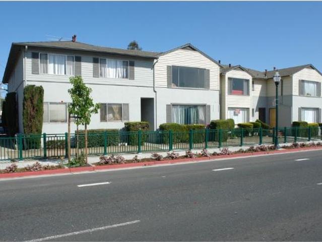 2 Br, 1 bath, Condo 1411 East 3rd Avenue