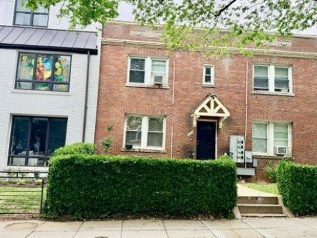 2 Br, 1 bath, Condo 1424 Staples St NE