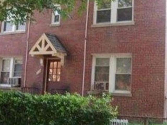 2 Br, 1 bath, Condo 1424 Staples Street