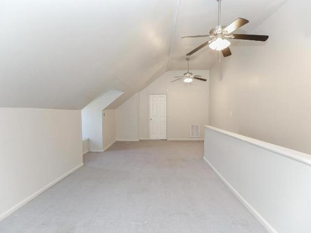 2 Br, 1 bath, Condo 1439 Moultrie Avenue