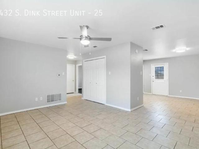 2 Br, 1 bath, Condo 1432 S Dink Street
