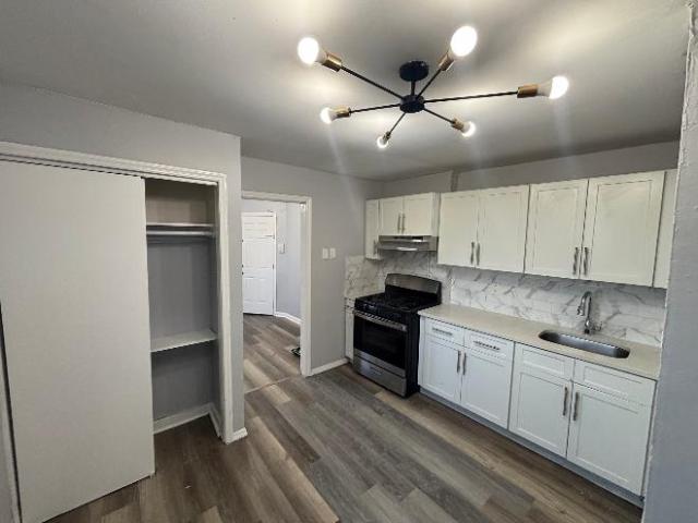 2 Br, 1 bath, Condo 144 Clendenny Ave