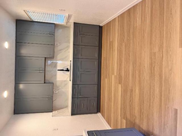 2 Br, 1 bath, Condo 144 San Lorenzo Ave