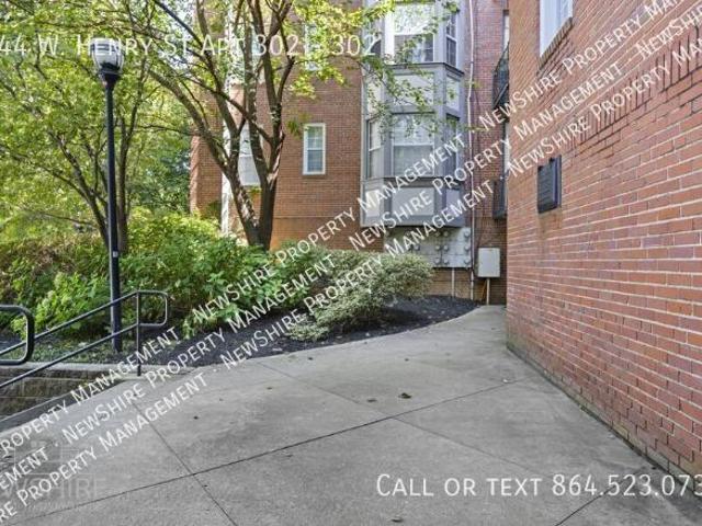 2 Br, 1 bath, Condo 144 W Henry St