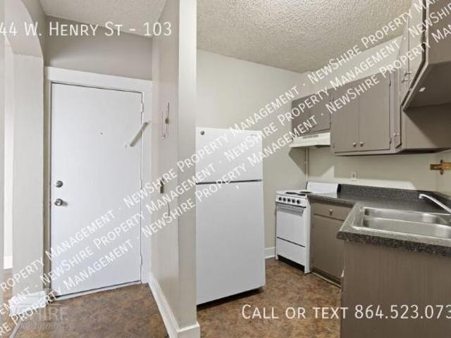 2 Br, 1 bath, Condo 144 W Henry St