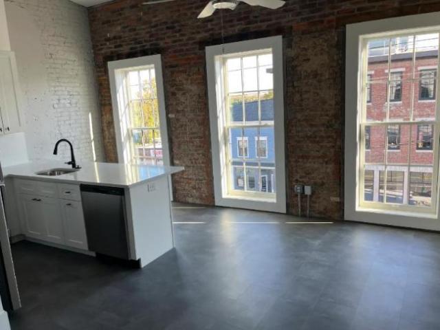 2 Br, 1 bath, Condo 145 East Main
