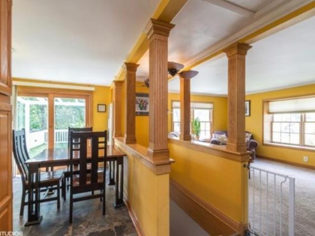 2 Br, 1 bath, Condo 14709 Kolmar Ave