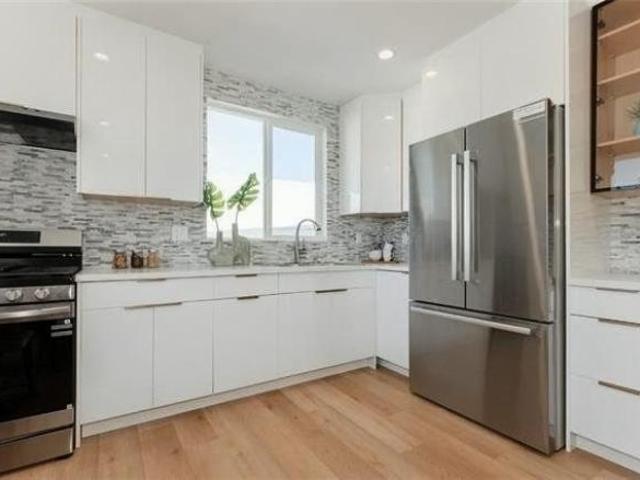 2 Br, 1 bath, Condo 14929 Titus St