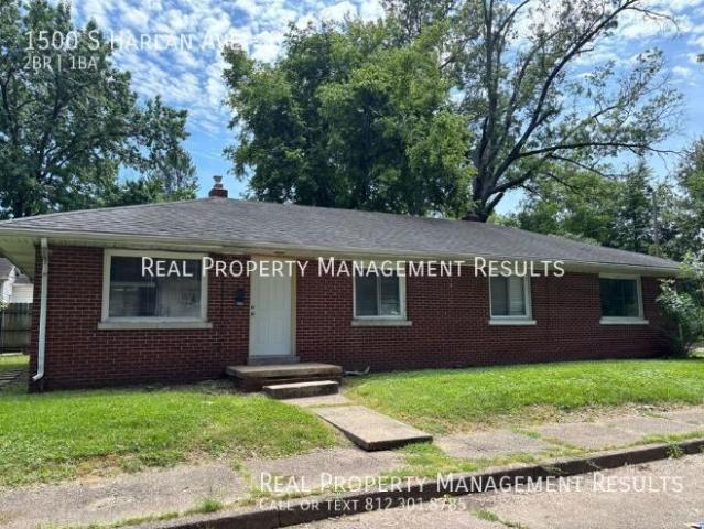 2 Br, 1 bath, Condo 1500 S Harlan Ave