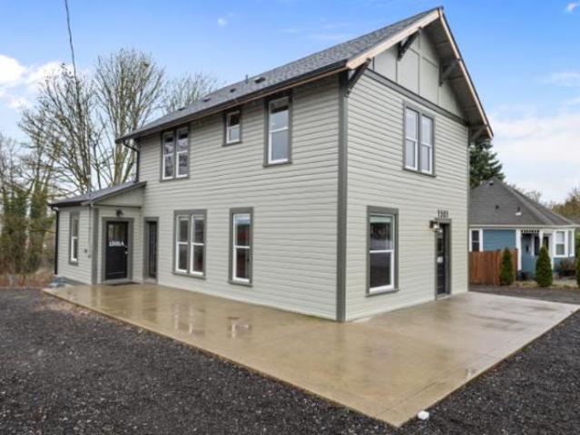 2 Br, 1 bath, Condo 1501 2nd St