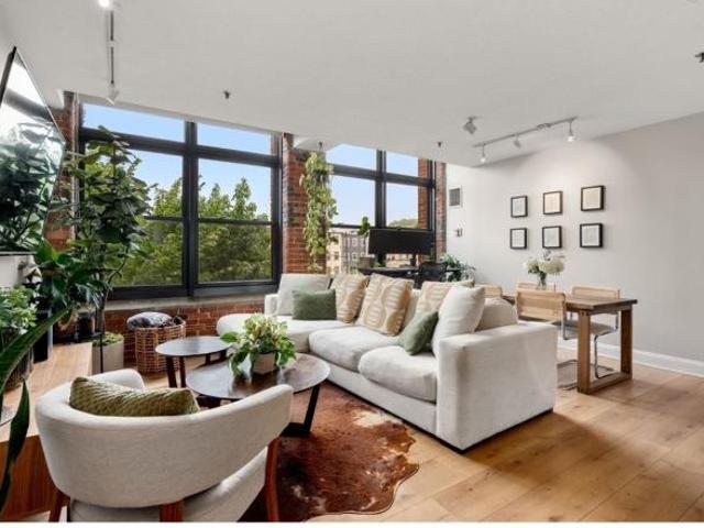 2 Br, 1 bath, Condo 150 Orleans St