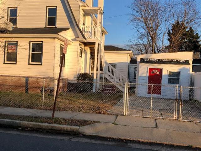 2 Br, 1 bath, Condo 1532 Emerson Avenue