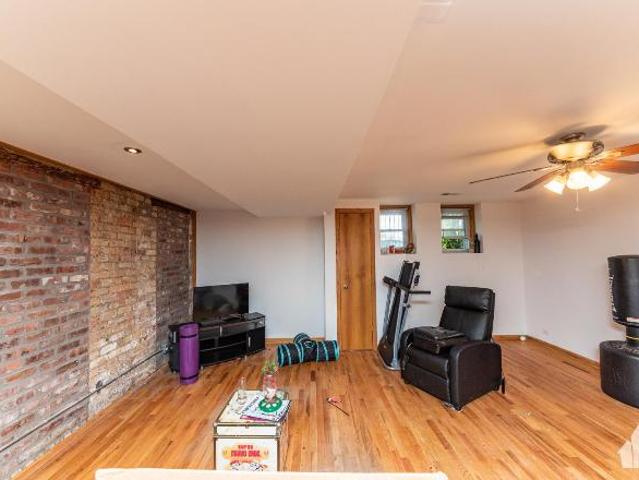 2 Br, 1 bath, Condo 1533 West Leland
