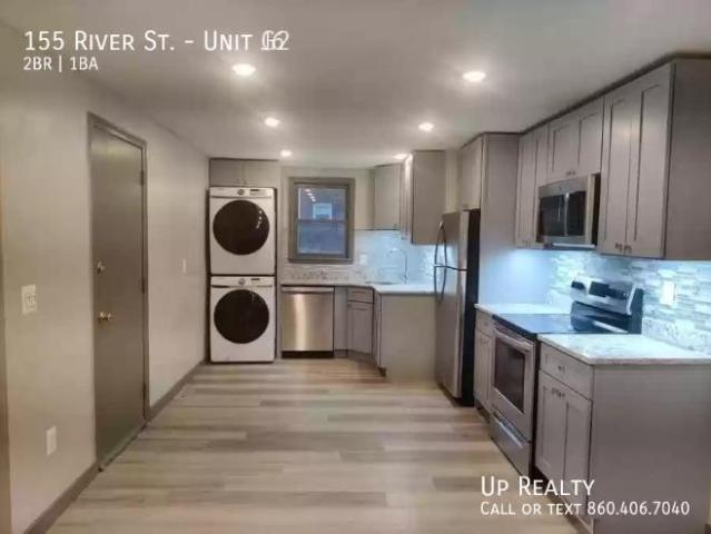 2 Br, 1 bath, Condo 155 River St