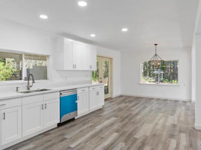 2 Br, 1 bath, Condo 15723 173rd Ave NW