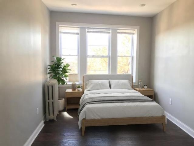 2 Br, 1 bath, Condo 158 Bergen Ave
