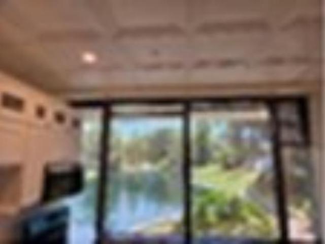 2 Br, 1 bath, Condo 15950 Bay Vista Drive