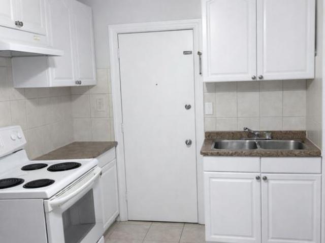 2 Br, 1 bath, Condo 159 Southworth St N