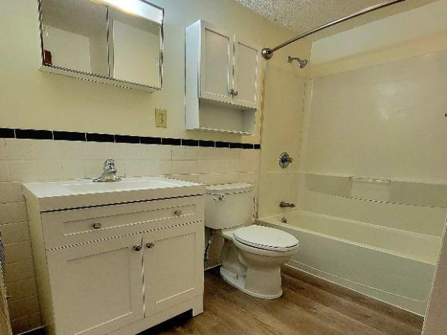 2 Br, 1 bath, Condo 15 North Street