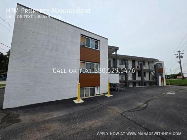 2 Br, 1 bath, Condo 1605 Water St S Unit