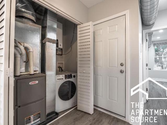 2 Br, 1 bath, Condo 1606 West Wallen Ave