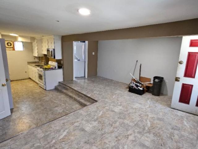 2 Br, 1 bath, Condo 1609 Spratley St