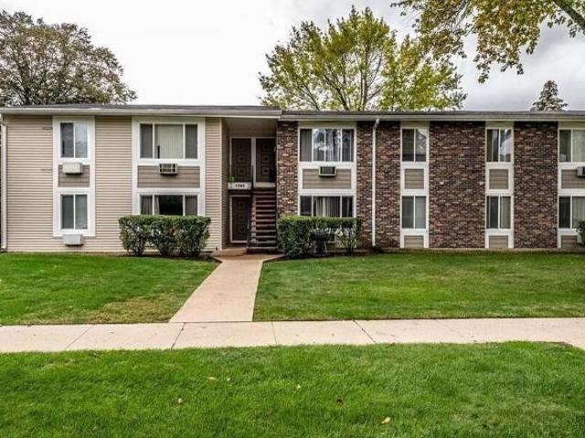 2 Br, 1 bath, Condo 1600 Light Road