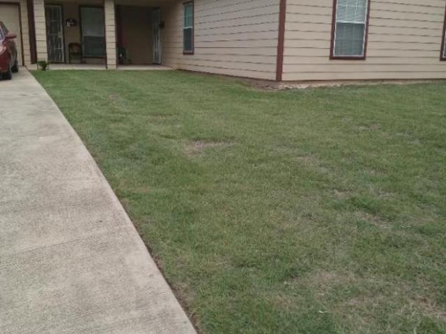 2 Br, 1 bath, Condo 1603 Duncan Ave