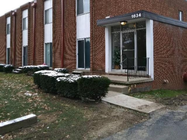2 Br, 1 bath, Condo 1634 20th St