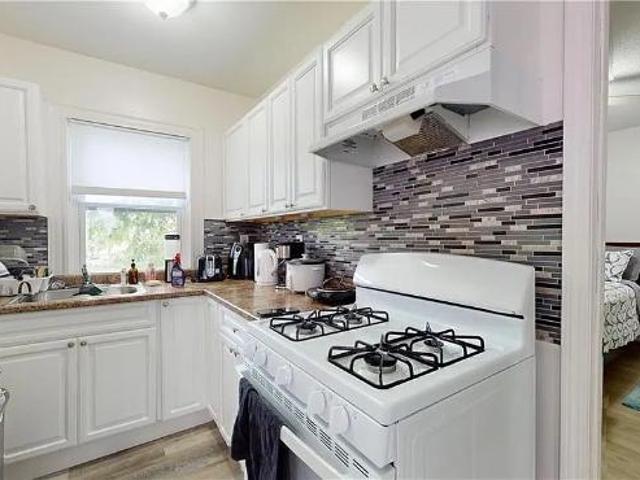 2 Br, 1 bath, Condo 163 Sabin St