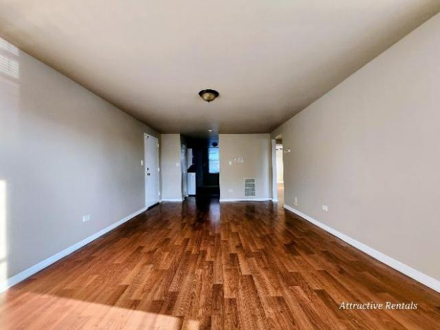 2 Br, 1 bath, Condo 1641 W 77th St