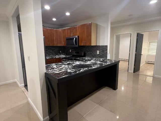 2 Br, 1 bath, Condo 165 Macarthur Ave Garfield Nj