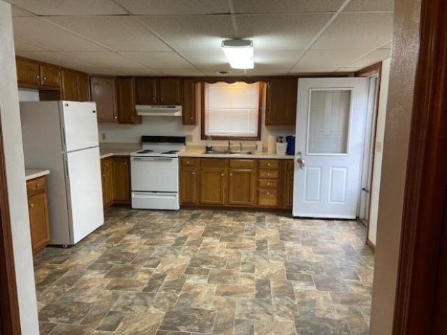 2 Br, 1 bath, Condo 1661 North Main Street
