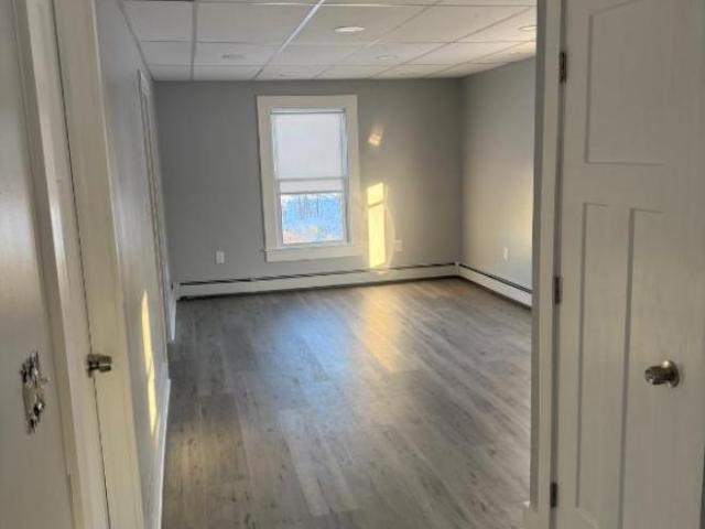 2 Br, 1 bath, Condo 168 Elm Street