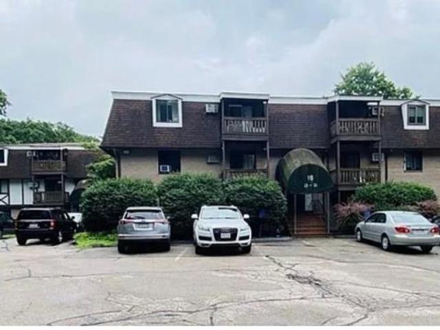 2 Br, 1 bath, Condo 16 Erick Rd