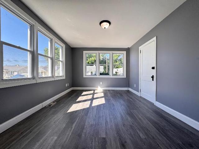 2 Br, 1 bath, Condo 16 Jenkins Ave