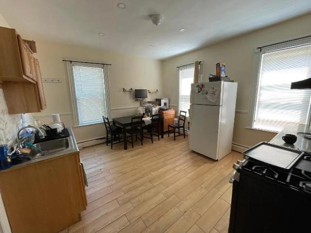 2 Br, 1 bath, Condo 16 Mount Calvary Rd