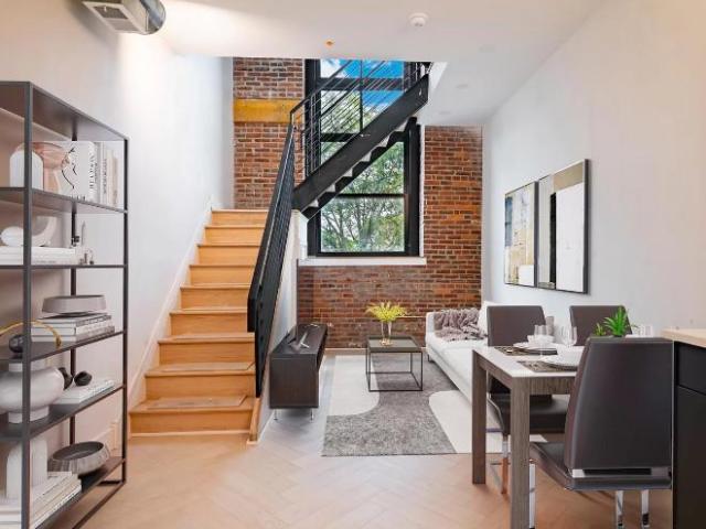 2 Br, 1 bath, Condo 1705 N 7th St