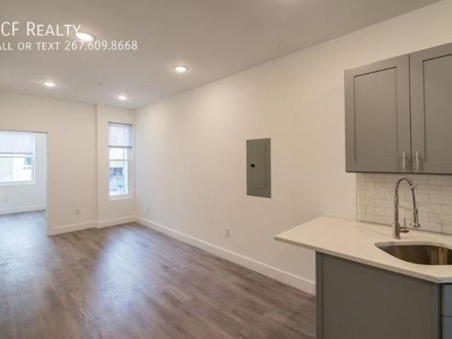 2 Br, 1 bath, Condo 1709 Snyder Avenue