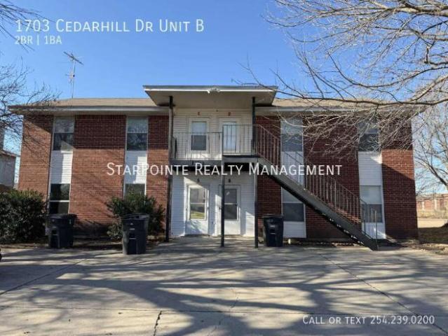 2 Br, 1 bath, Condo 1703 Cedarhill Dr