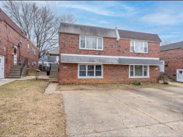 2 Br, 1 bath, Condo 1726 Borbeck Ave