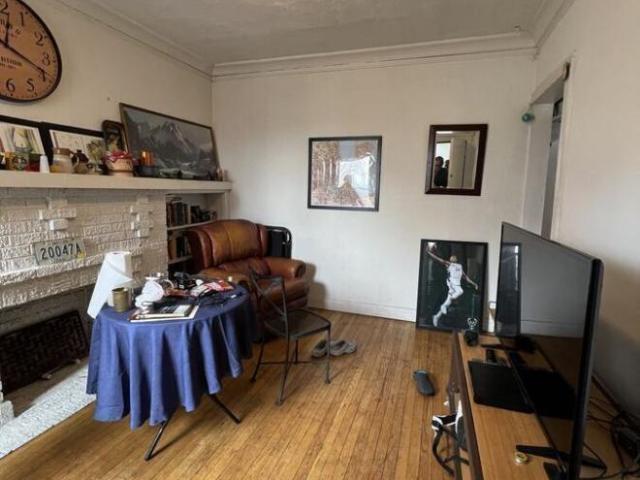 2 Br, 1 bath, Condo 1728 W Carmen Ave