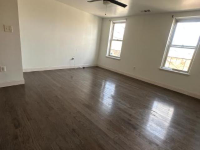 2 Br, 1 bath, Condo 1729 N 33rd St
