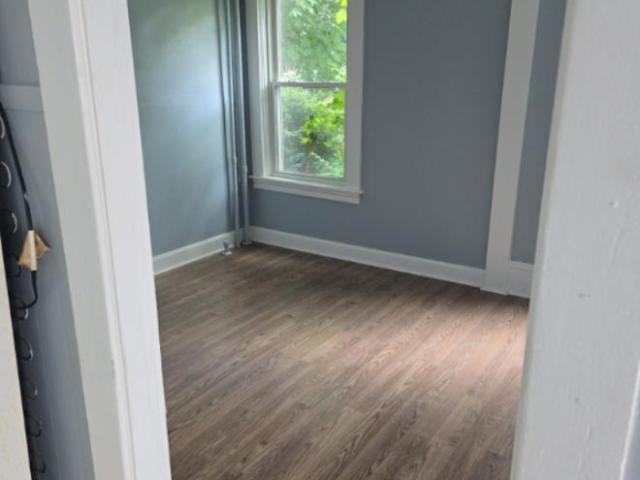 2 Br, 1 bath, Condo 172 South Street