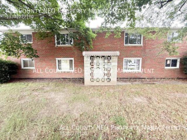 2 Br, 1 bath, Condo 1737 Portage Trl