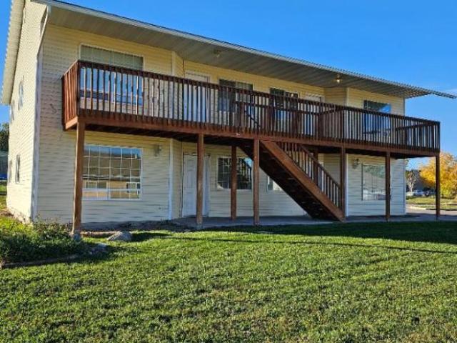 2 Br, 1 bath, Condo 1755 D Street