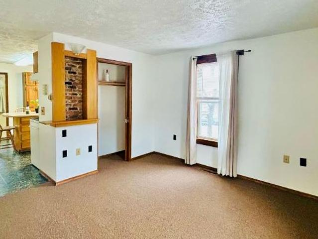 2 Br, 1 bath, Condo 175 Myrtle Ave