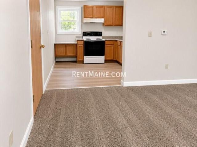 2 Br, 1 bath, Condo 176 Augusta Rd